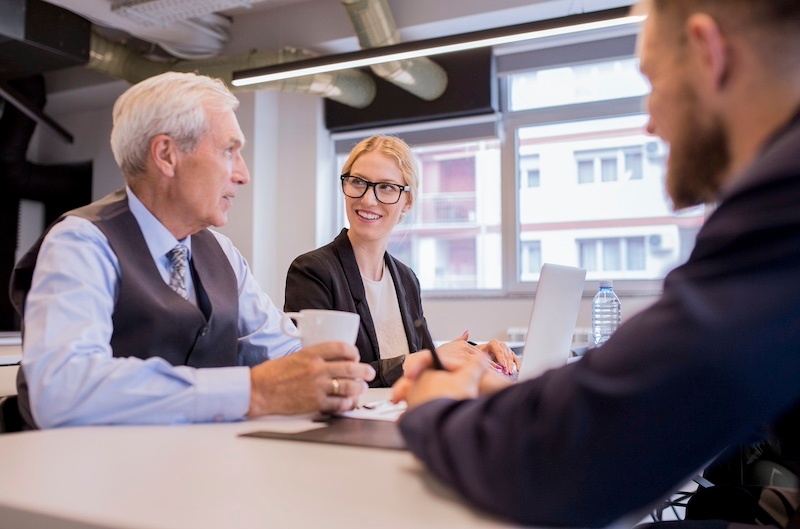 Effective Management of Reviewers at Academic Conferences
