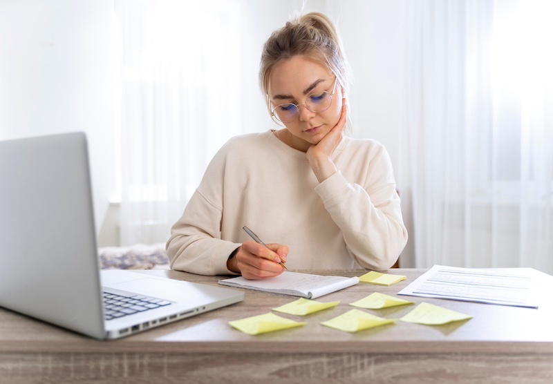 Effective Management of Reviewers at Academic Conferences