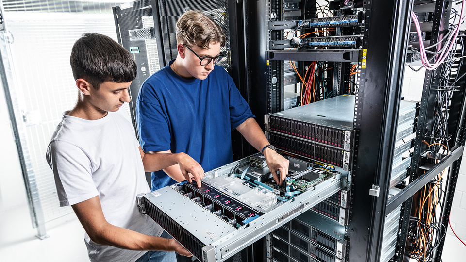 Berufsbilder | Komax