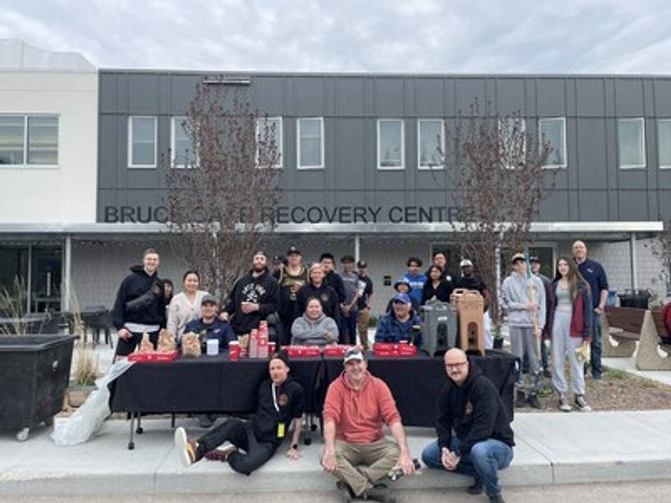 Bell Let’s Talk congratulates the 2023 Community Fund grant recipients ... Bell Let’s Talk congratulates the 2023 Community Fund grant recipients ...