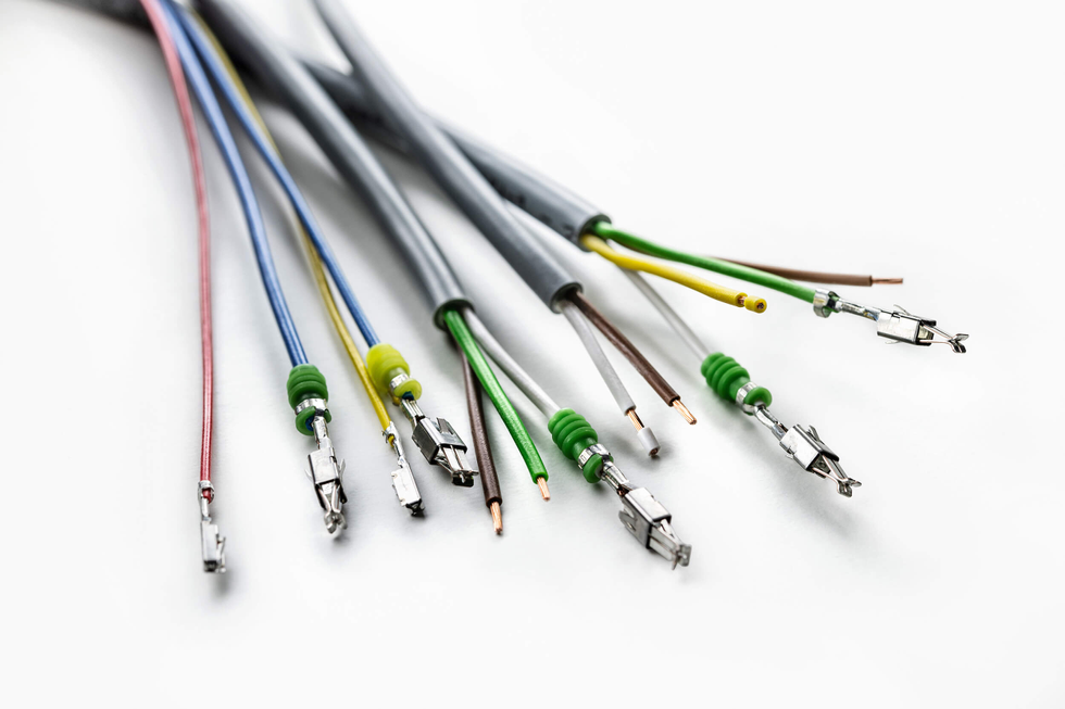 Delta 2x0 semi-automatic crimping machines with HMI Delta: user ...