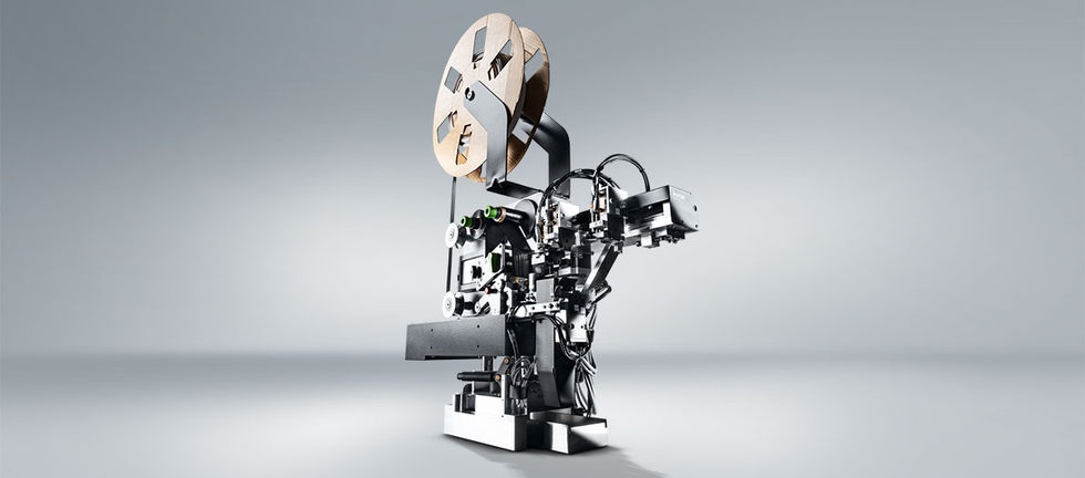 Fully automated tube marking with Komax M1650 Tube | Komax