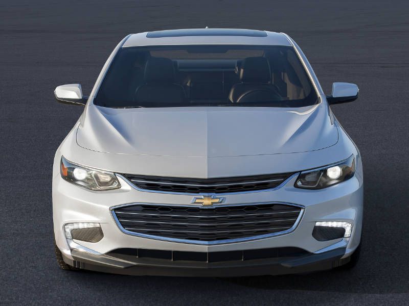 10 Things You Need to Know About the 2017 Chevrolet Malibu Hybrid | Autoweb