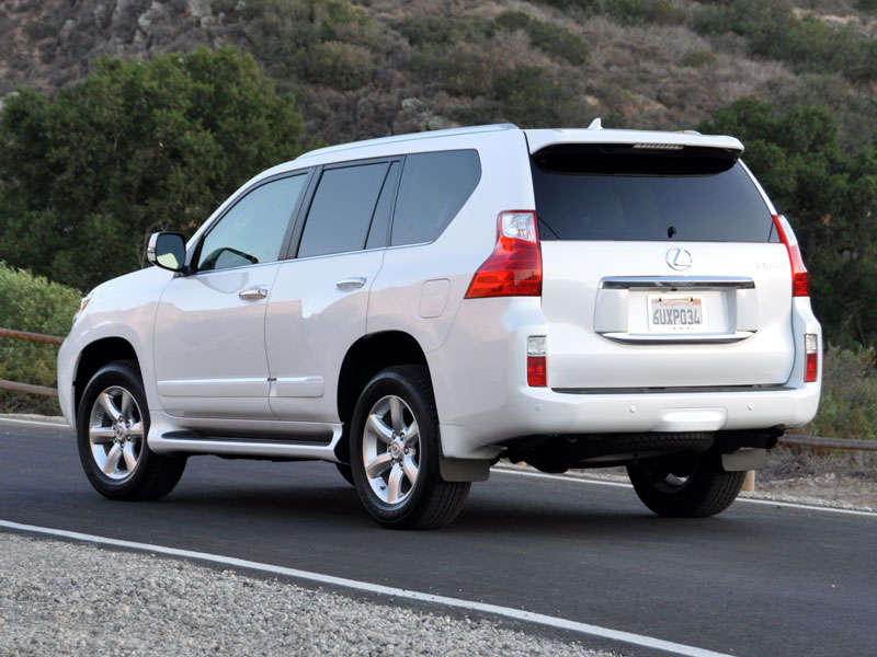 2013 Lexus GX 460 Luxury SUV Road Test and Review | Autoweb
