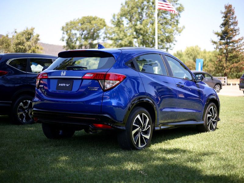 10 Things You Need to Know About the 2019 Honda HR-V | Autoweb