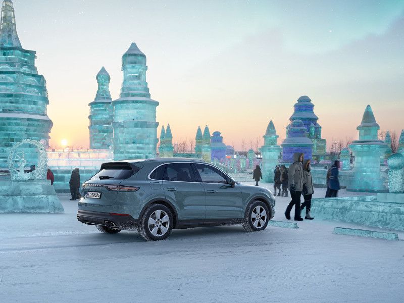 10 Best SUVs for Skiing | Autoweb